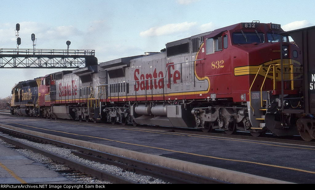 ATSF 832, 826, and 5375